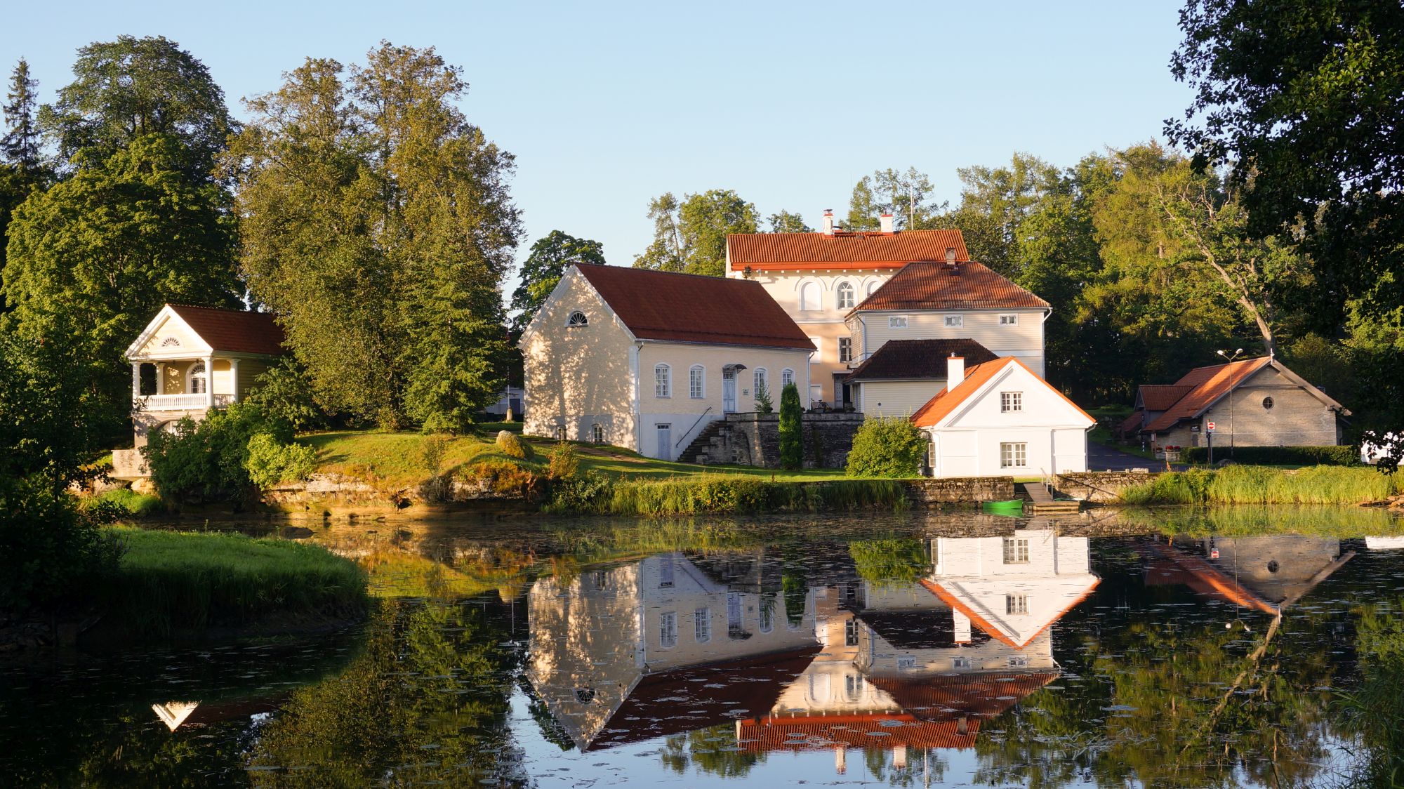 Estonian Manor Houses - The Baltic Guide Online