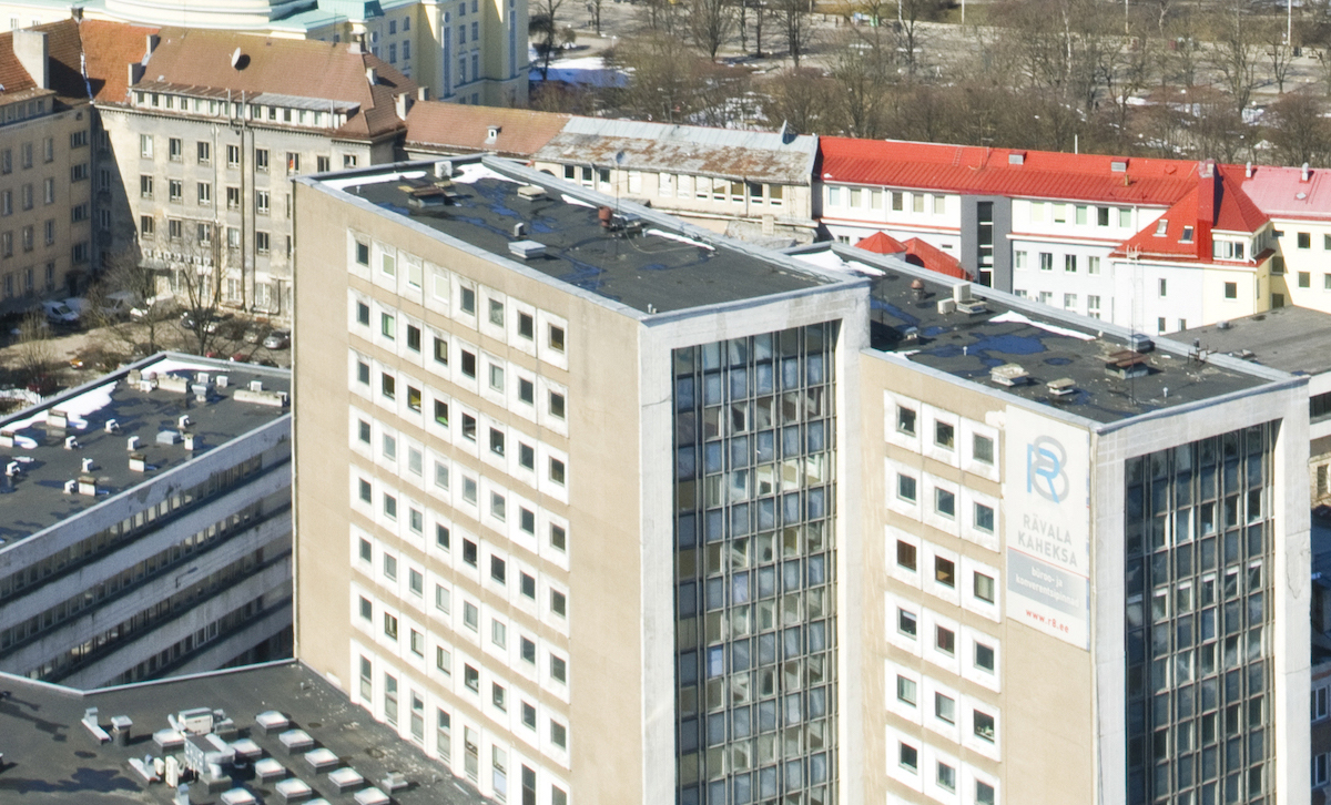 British comic hoaxer Simon Brodkin comes to Estonia - The Baltic Guide ...